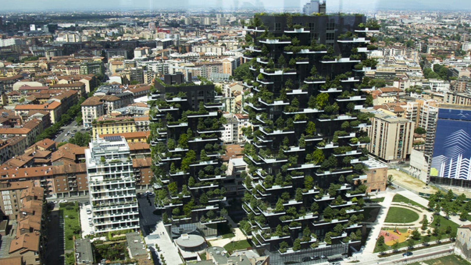 Floresta Vertical: O Futuro da Arquitetura Verde | Moss n Art